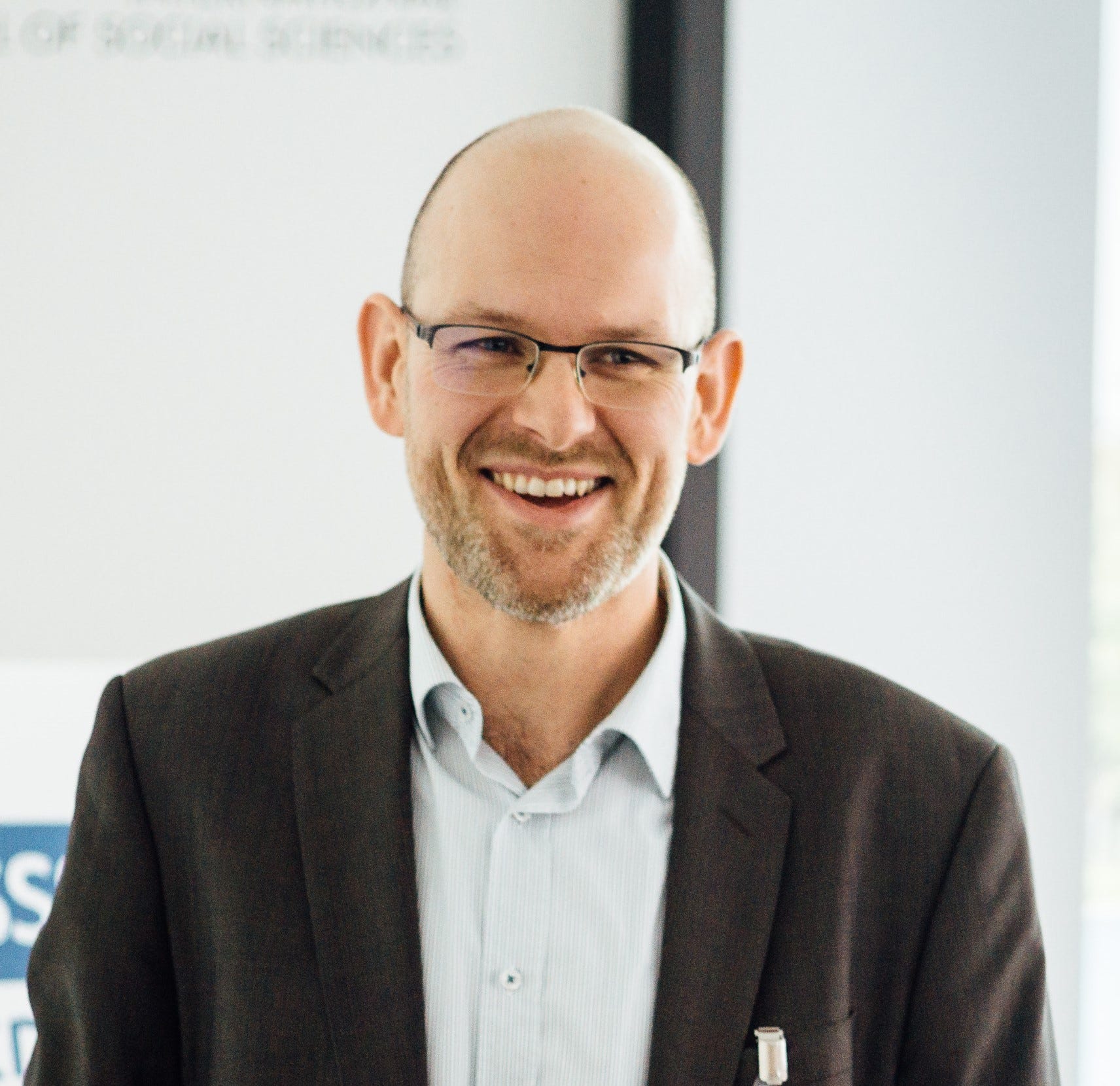 Kai Unzicker – Medium