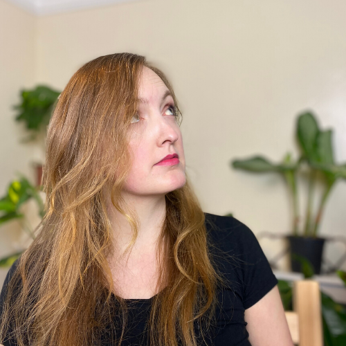 Caroline Cocker – Medium