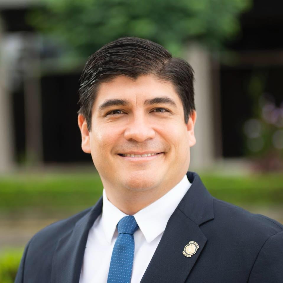 Carlos Alvarado Quesada – Medium