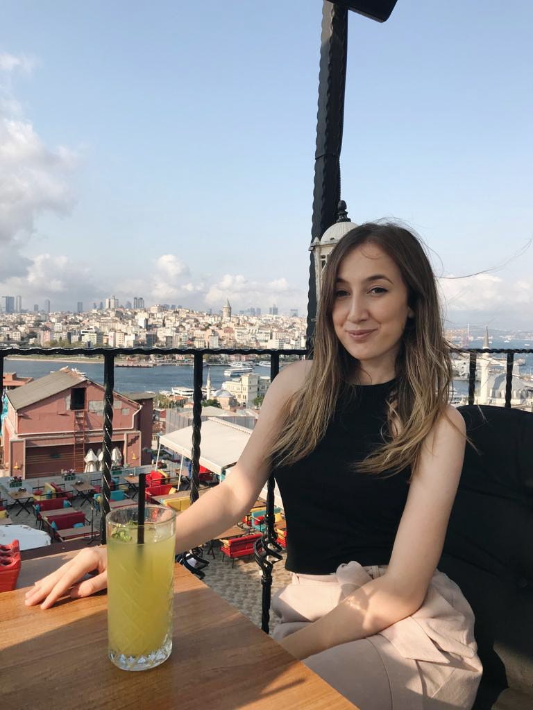 Serap Karhan – Medium