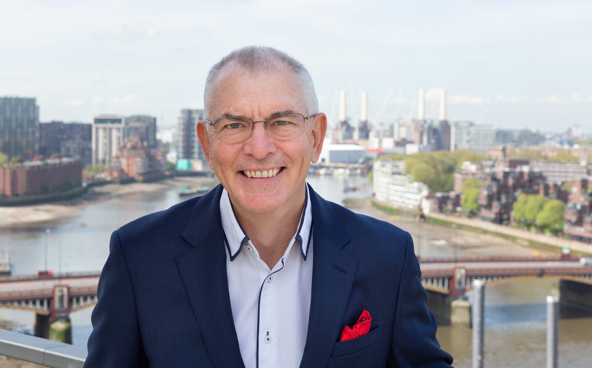 Kevin Bird – Medium