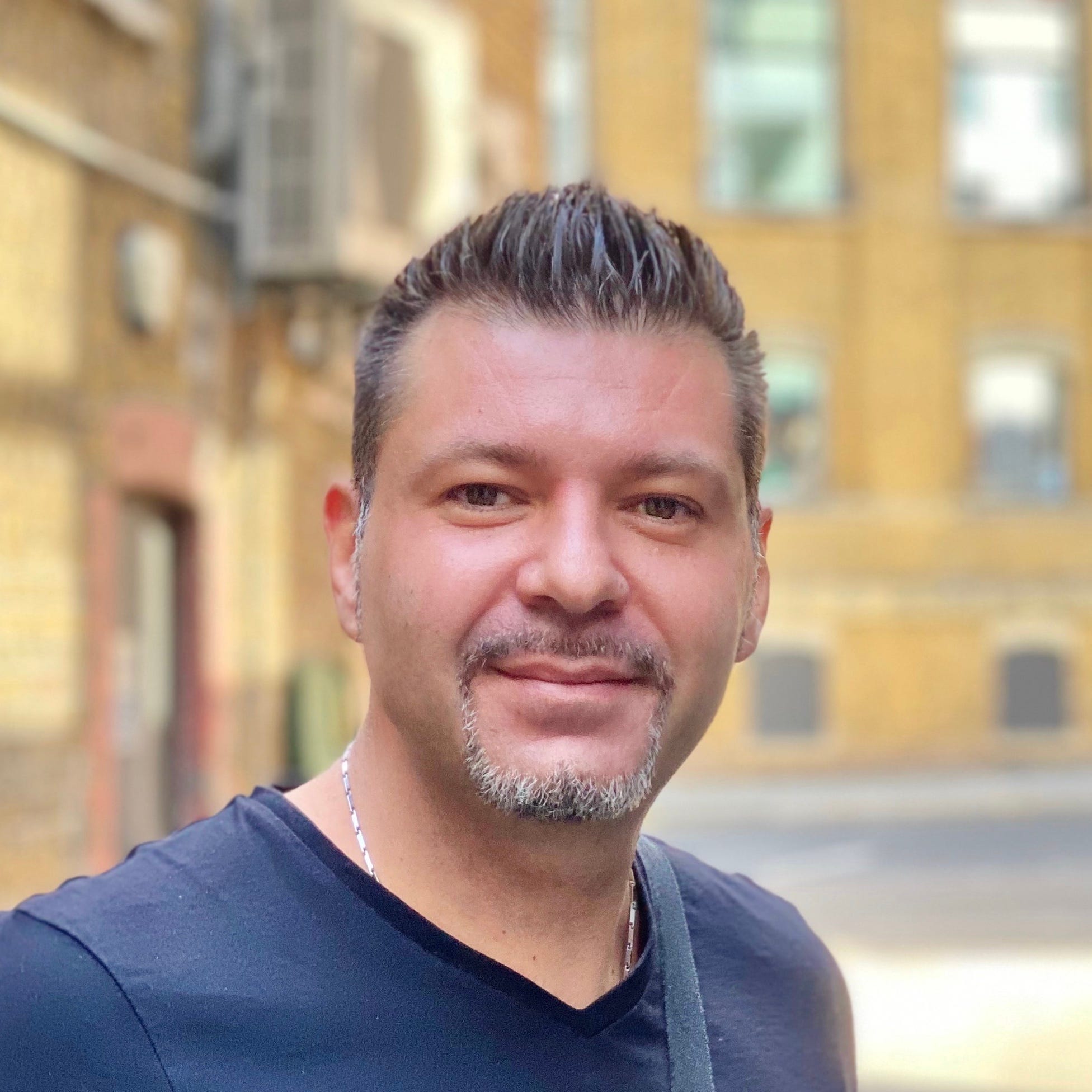 Raffaele Cerullo – Medium