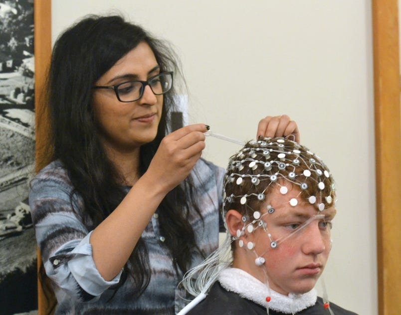 Amna Hyder – Medium