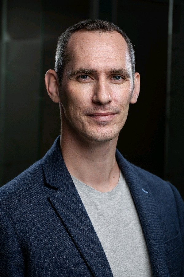 Nick Benson – Medium