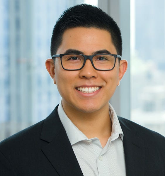 Alex Robledo – Medium