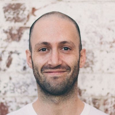 Hesam Alavi – Medium