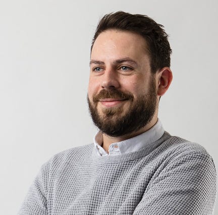 Mike Wager – Medium