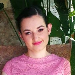 Cindy Mora – Medium