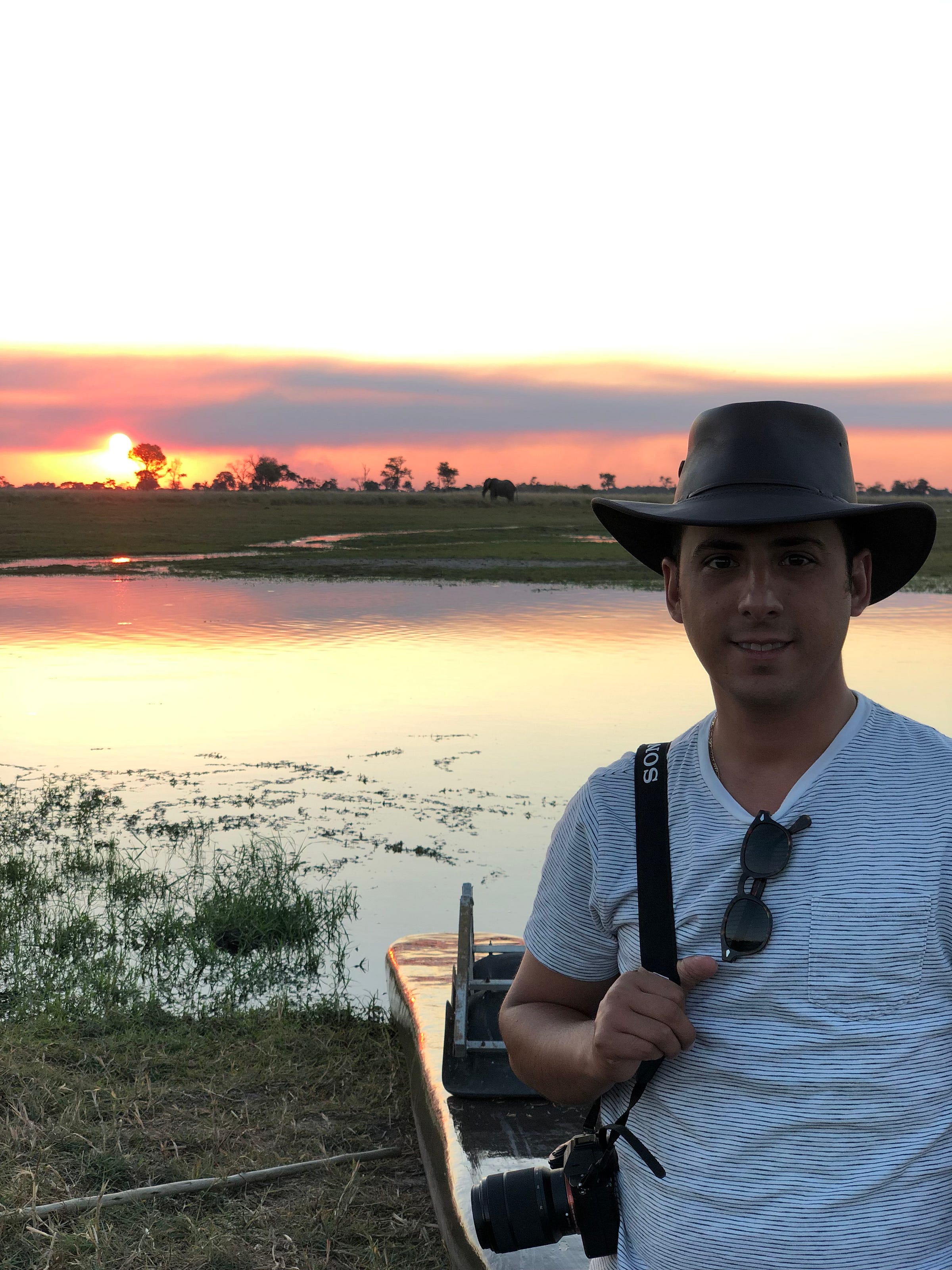 Alejandro Maiz – Medium