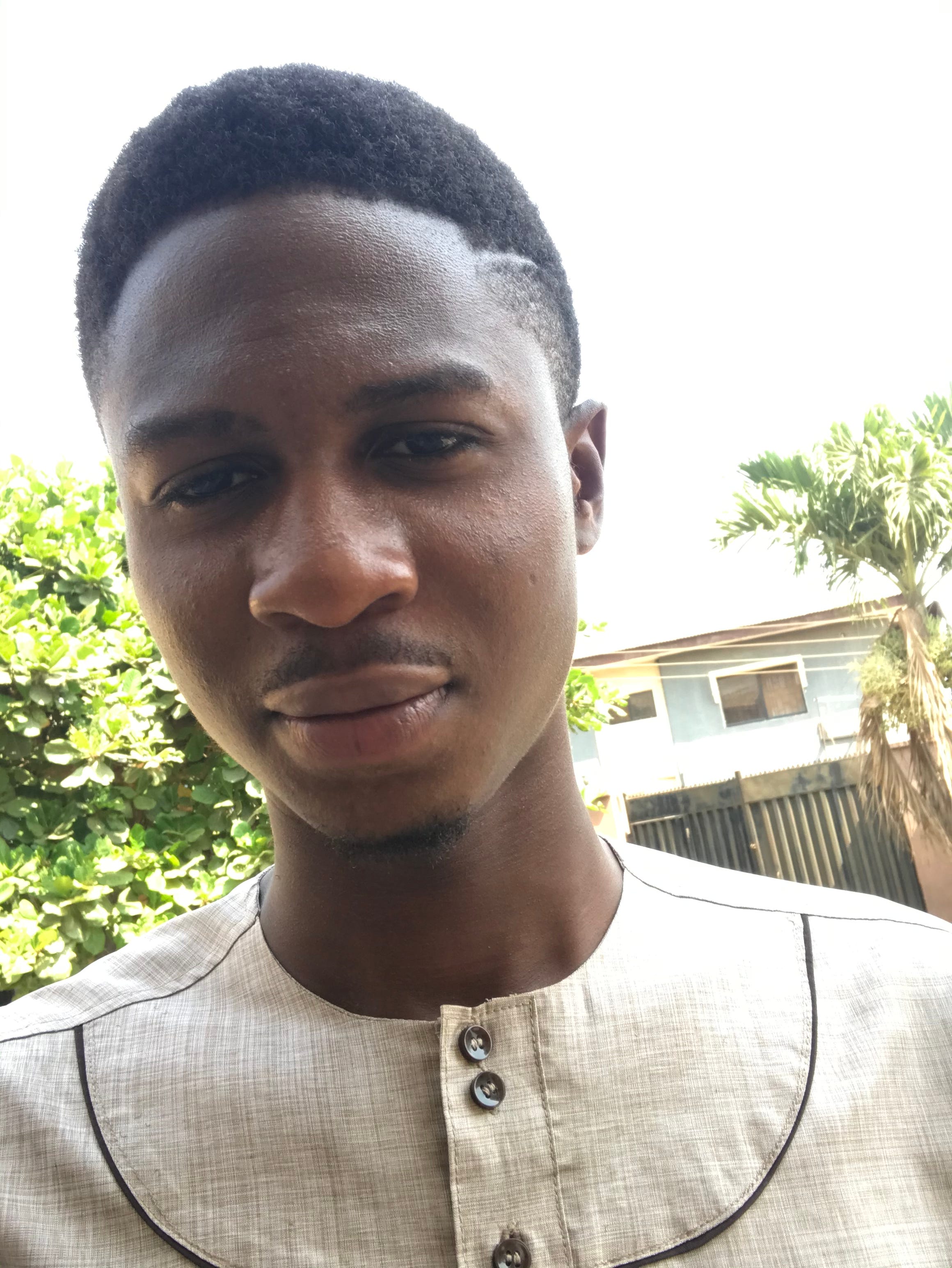 Adeolu Adewole – Medium