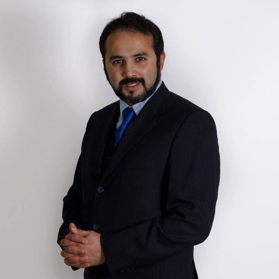 Sheeraz Nasim Khan – Medium