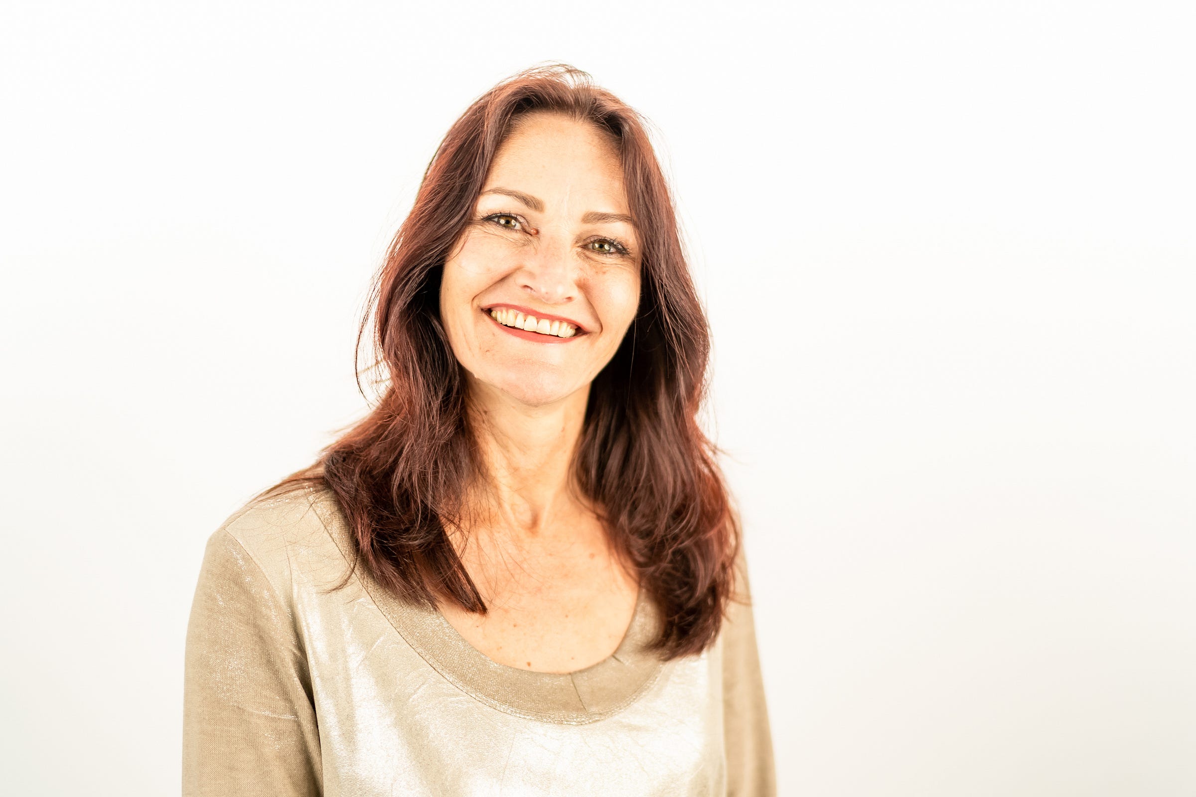 Annette Parker – Medium