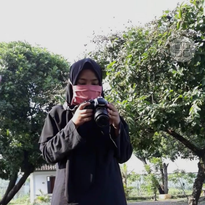 Febby Eka Maharani – Medium