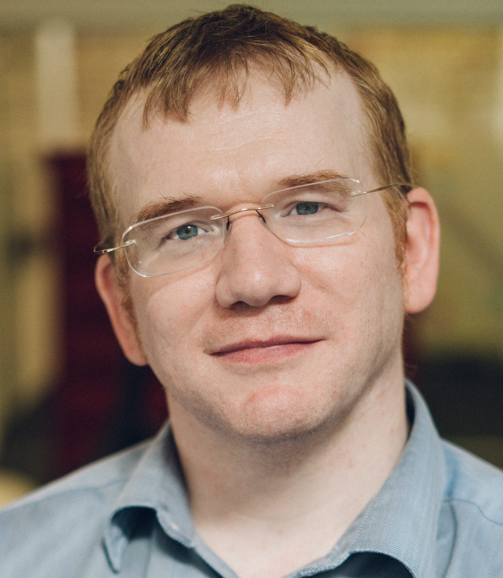 Richard Hunter – Medium