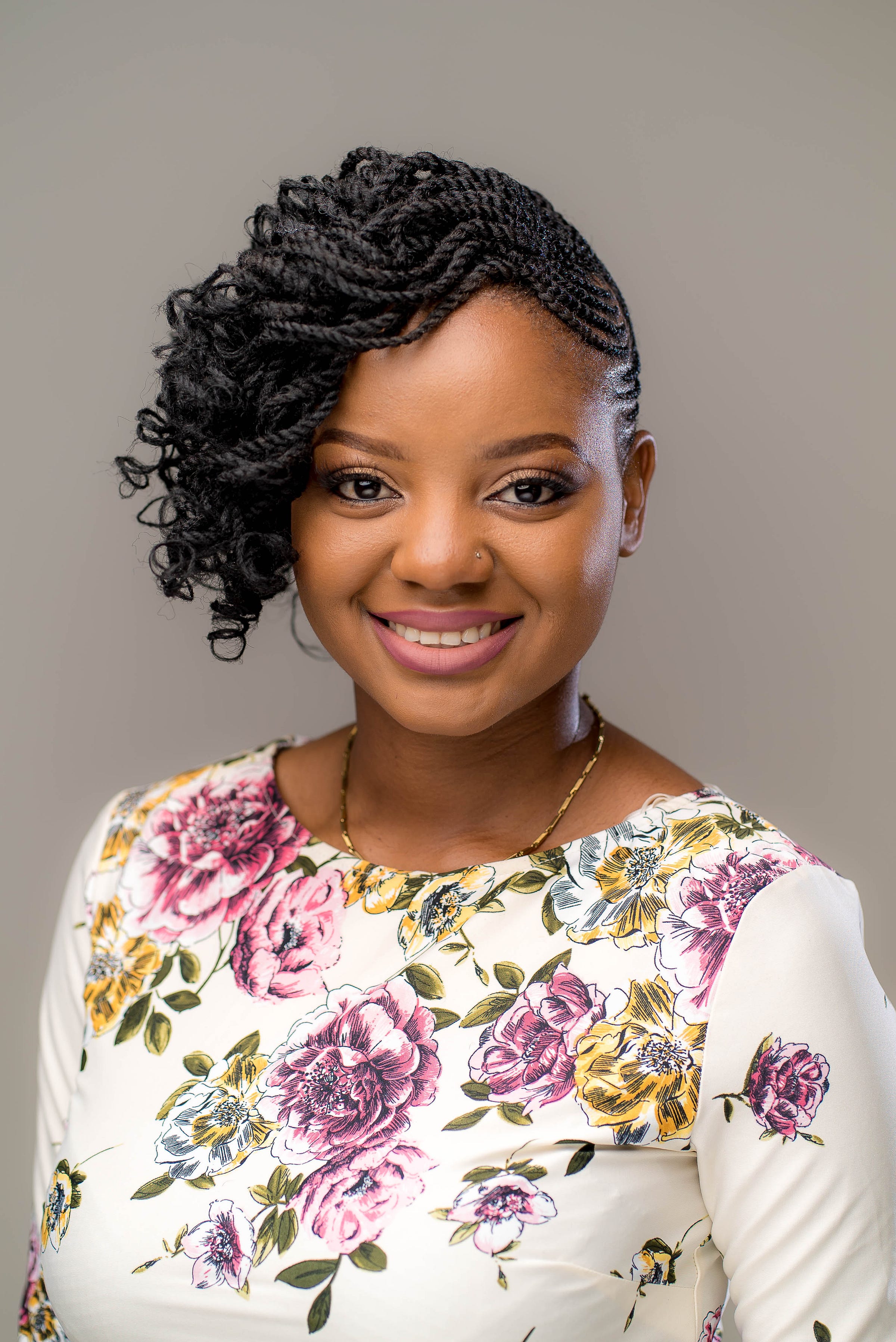 About – Amazing-Grace Makusha – Medium