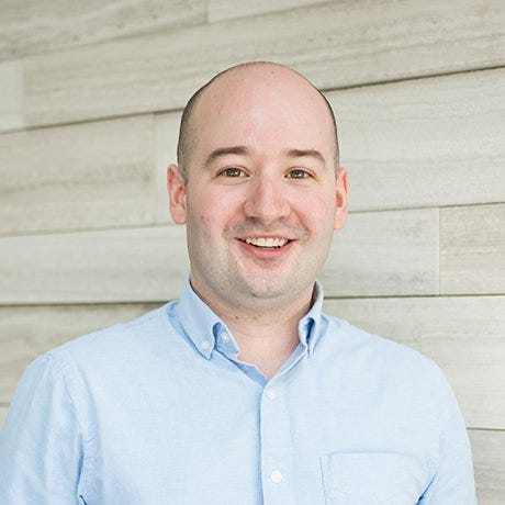 Tom Uebel – Medium