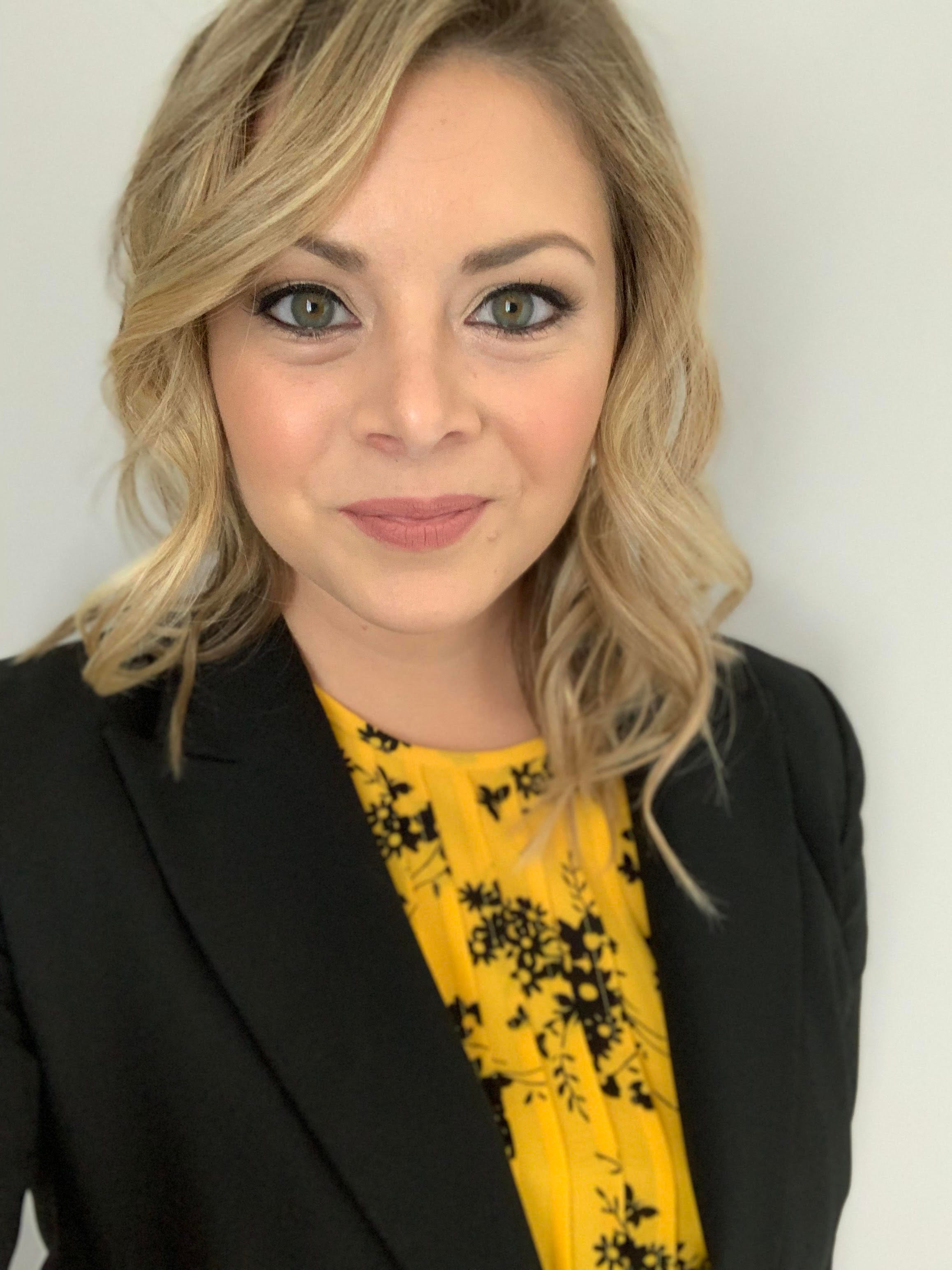 Nicole Gallicchio – Medium
