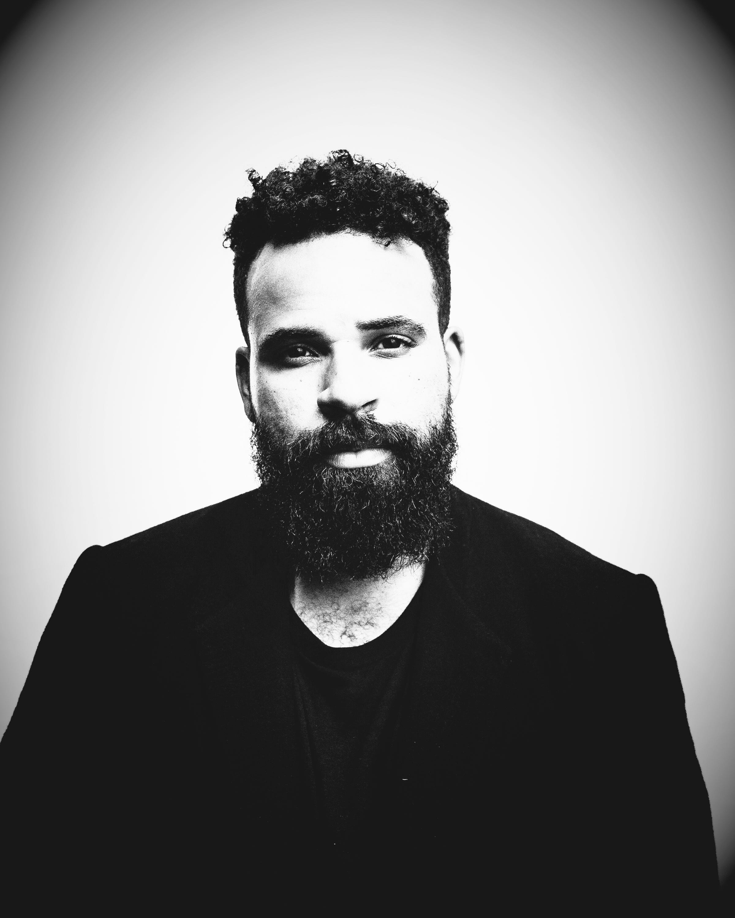 Quentin Washington – Medium