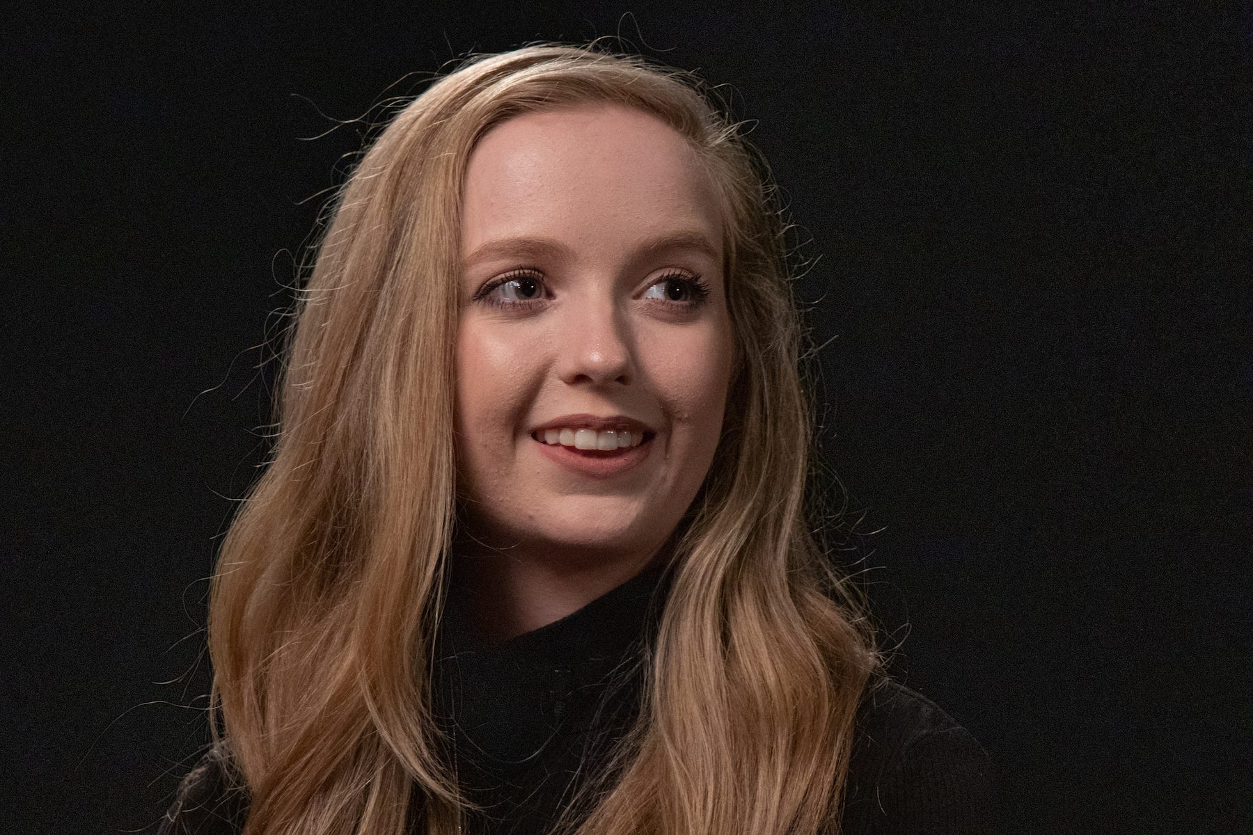Elizabeth Duff – Medium