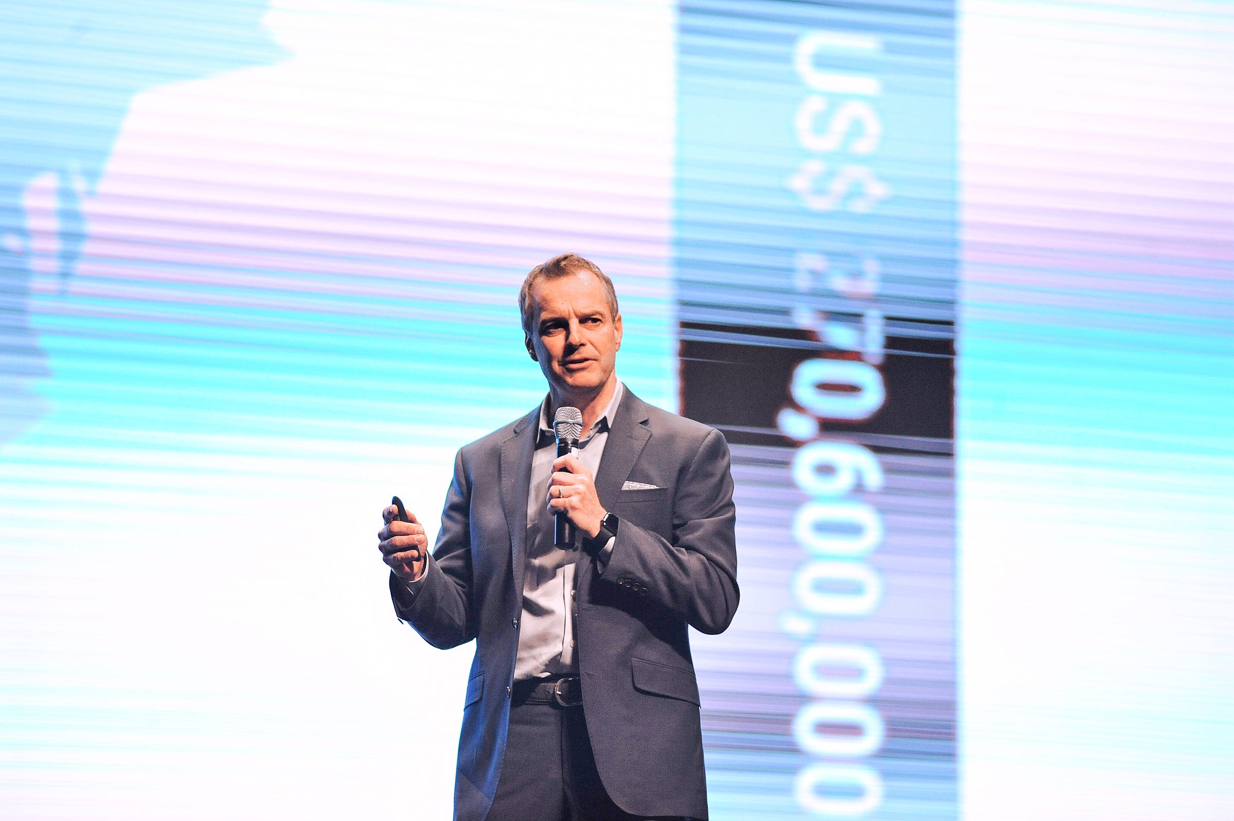 Tom Duncan – Medium