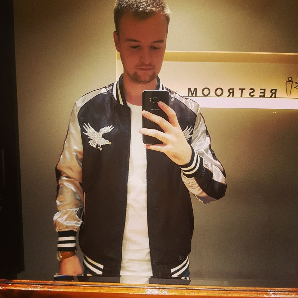 Josh Moulder – Medium