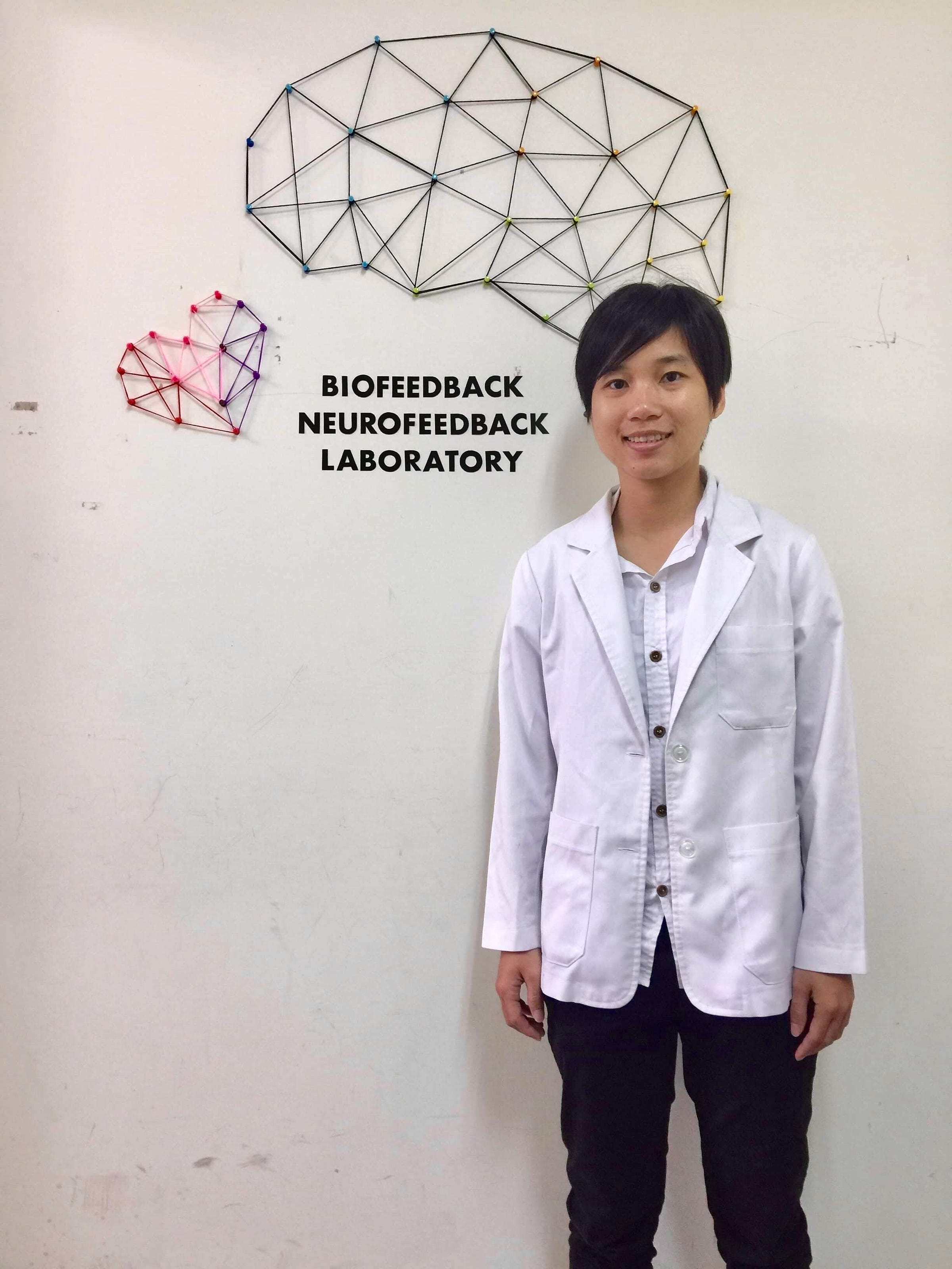 Hui Jing – Medium