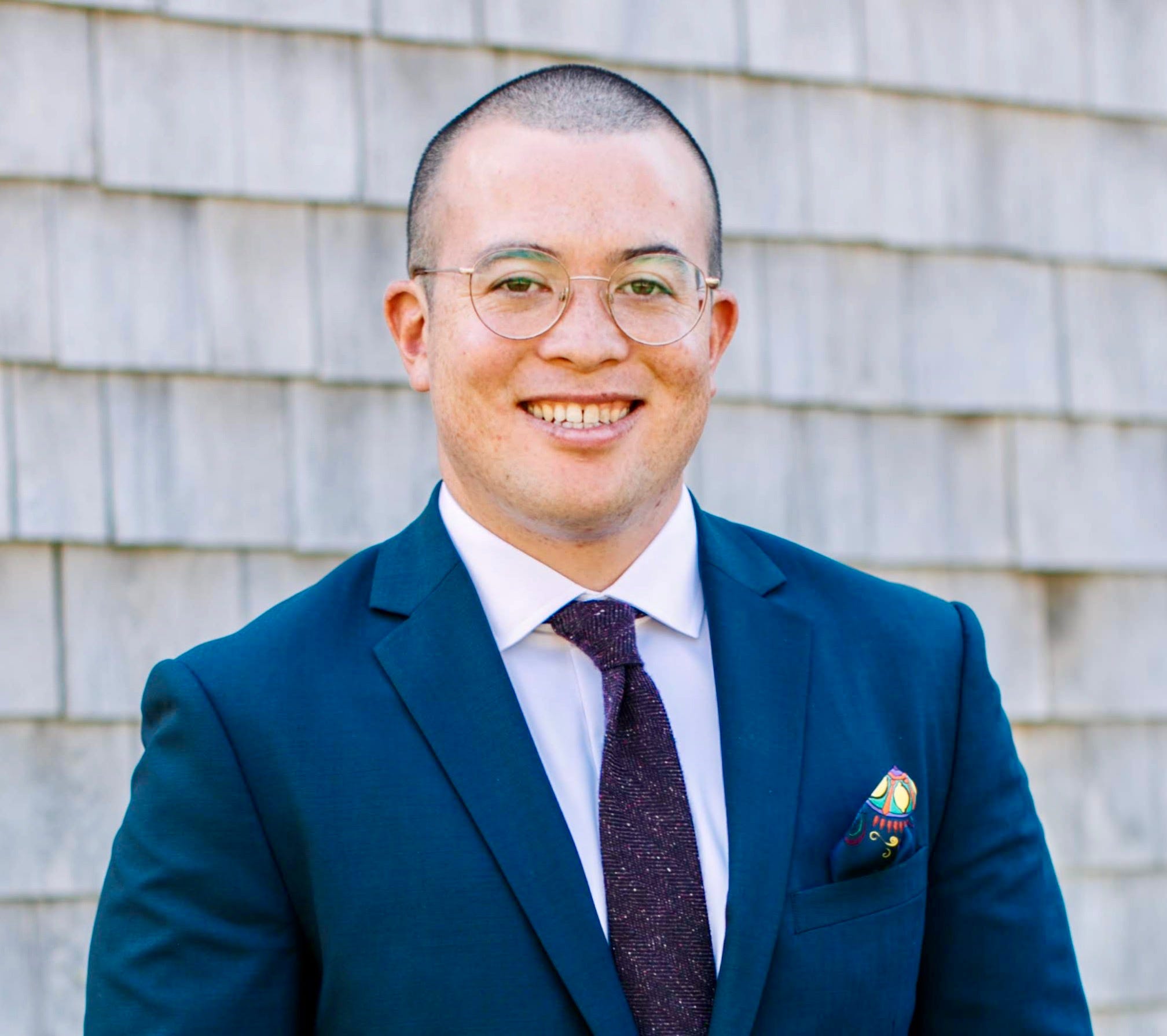Andrew del Calvo – Medium