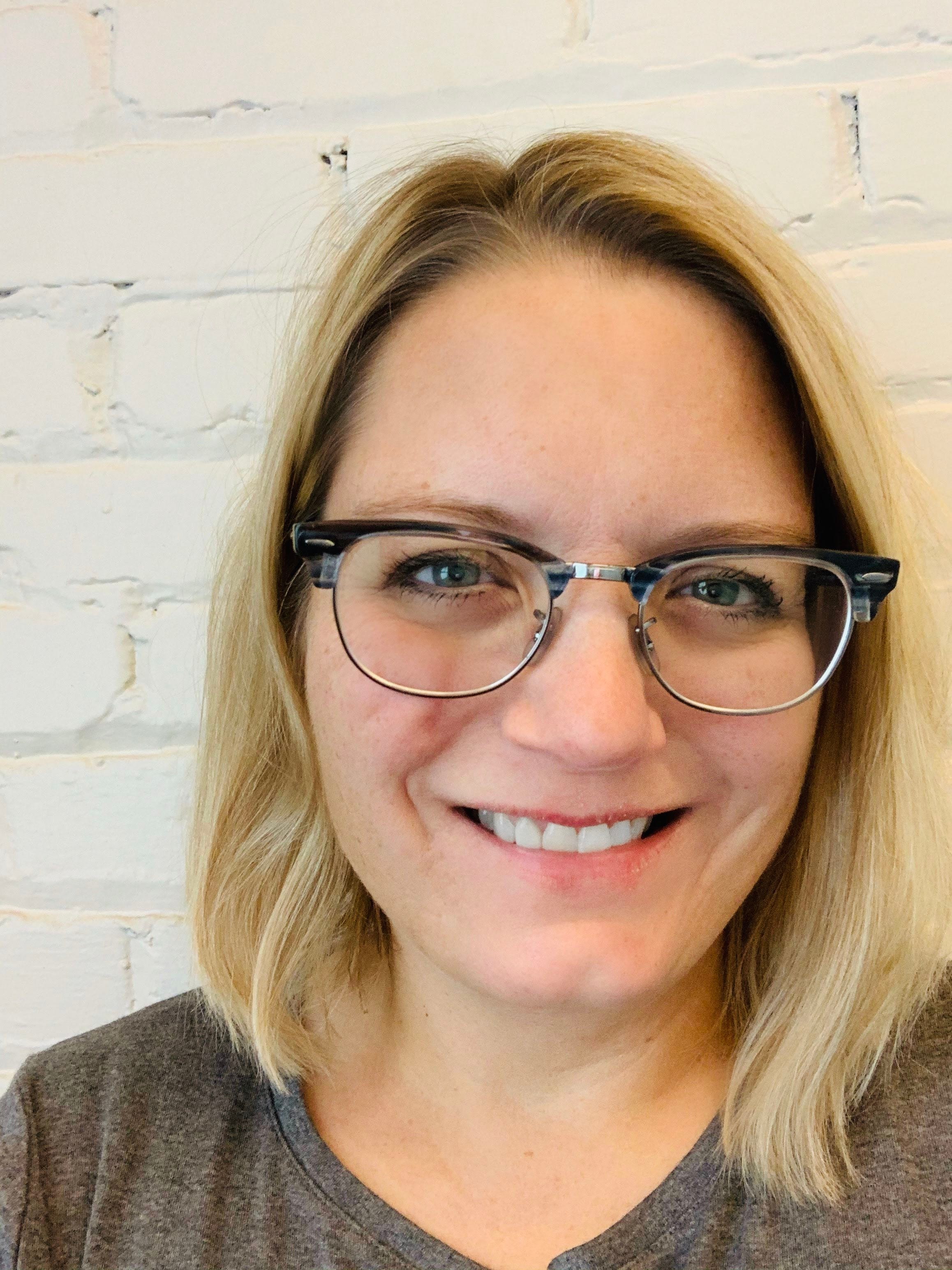 Suzi Magill – Medium