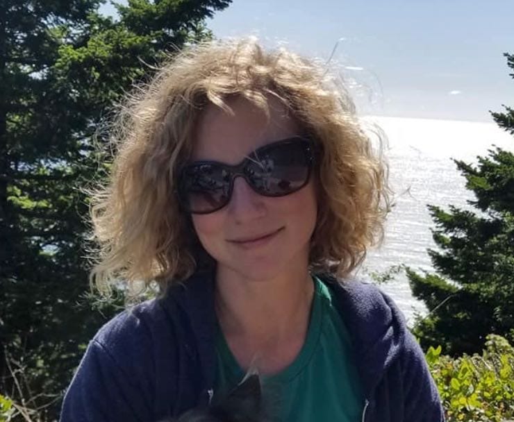 Alisa Hauser – Medium