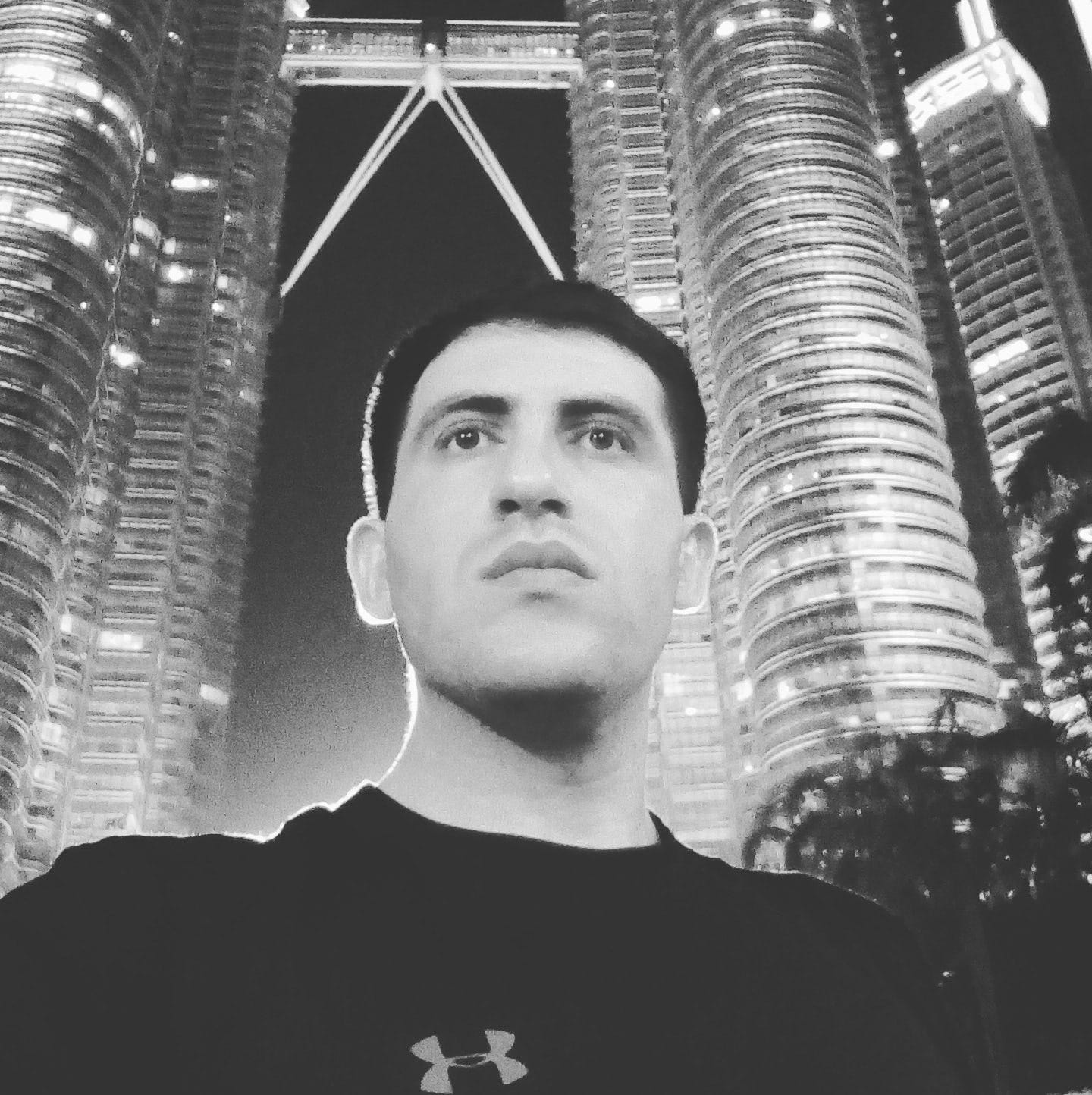 Gevorg Manukyan – Medium