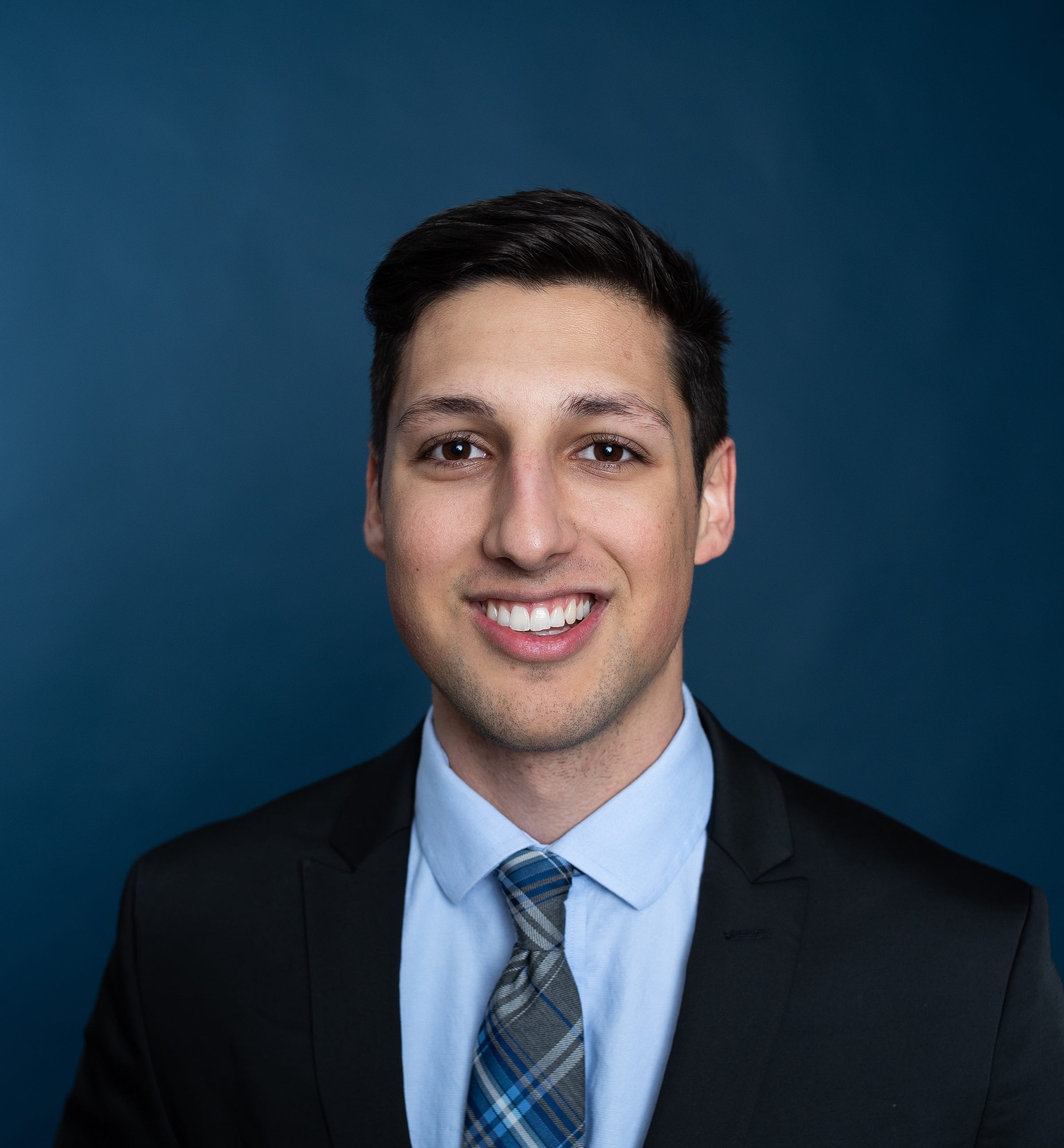 Ryan Rue – Medium