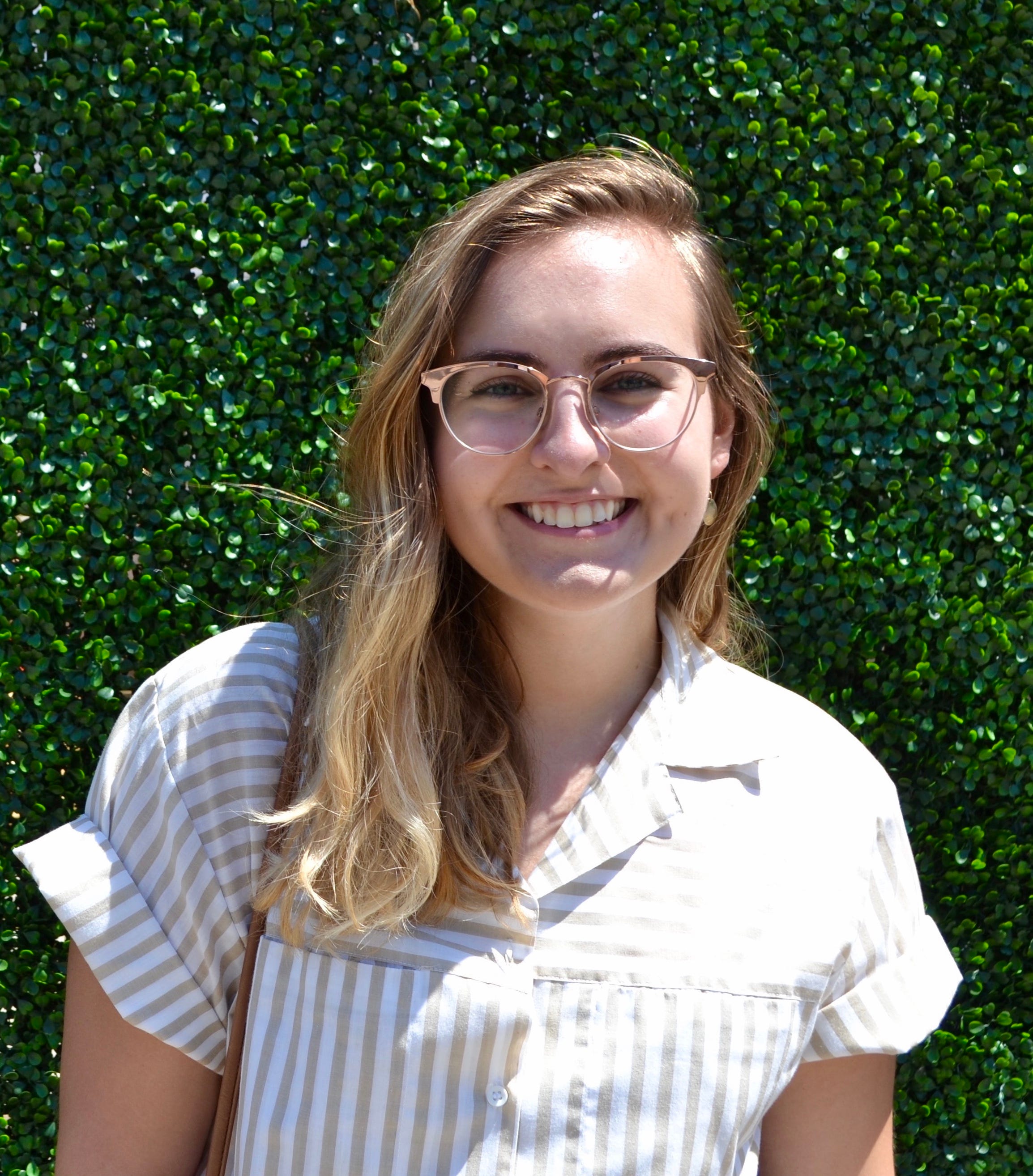 Tess Stewart – Medium
