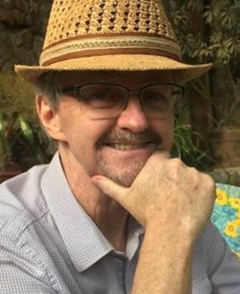 Murdoch Davis – Medium