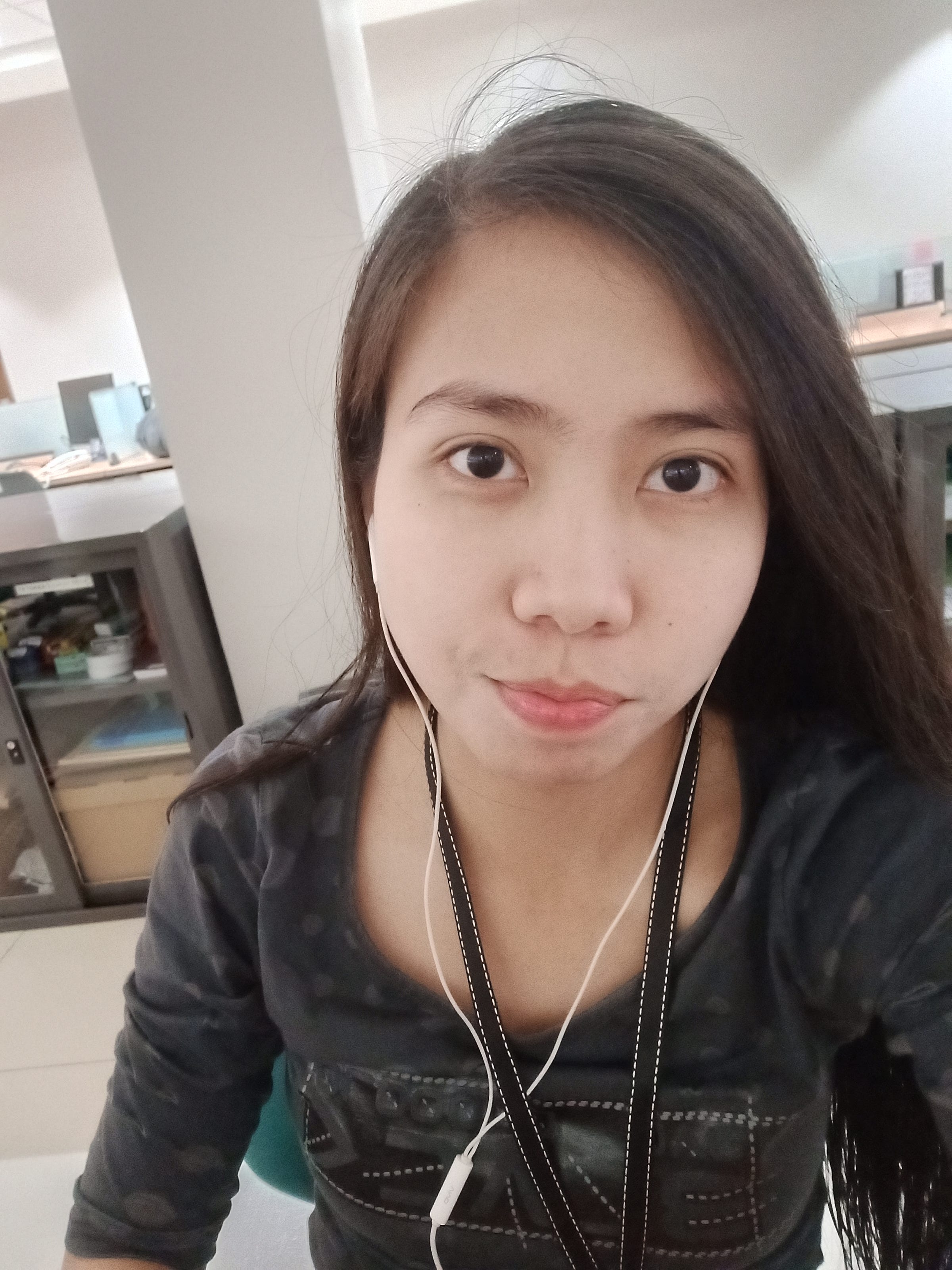 Anj Ella – Medium