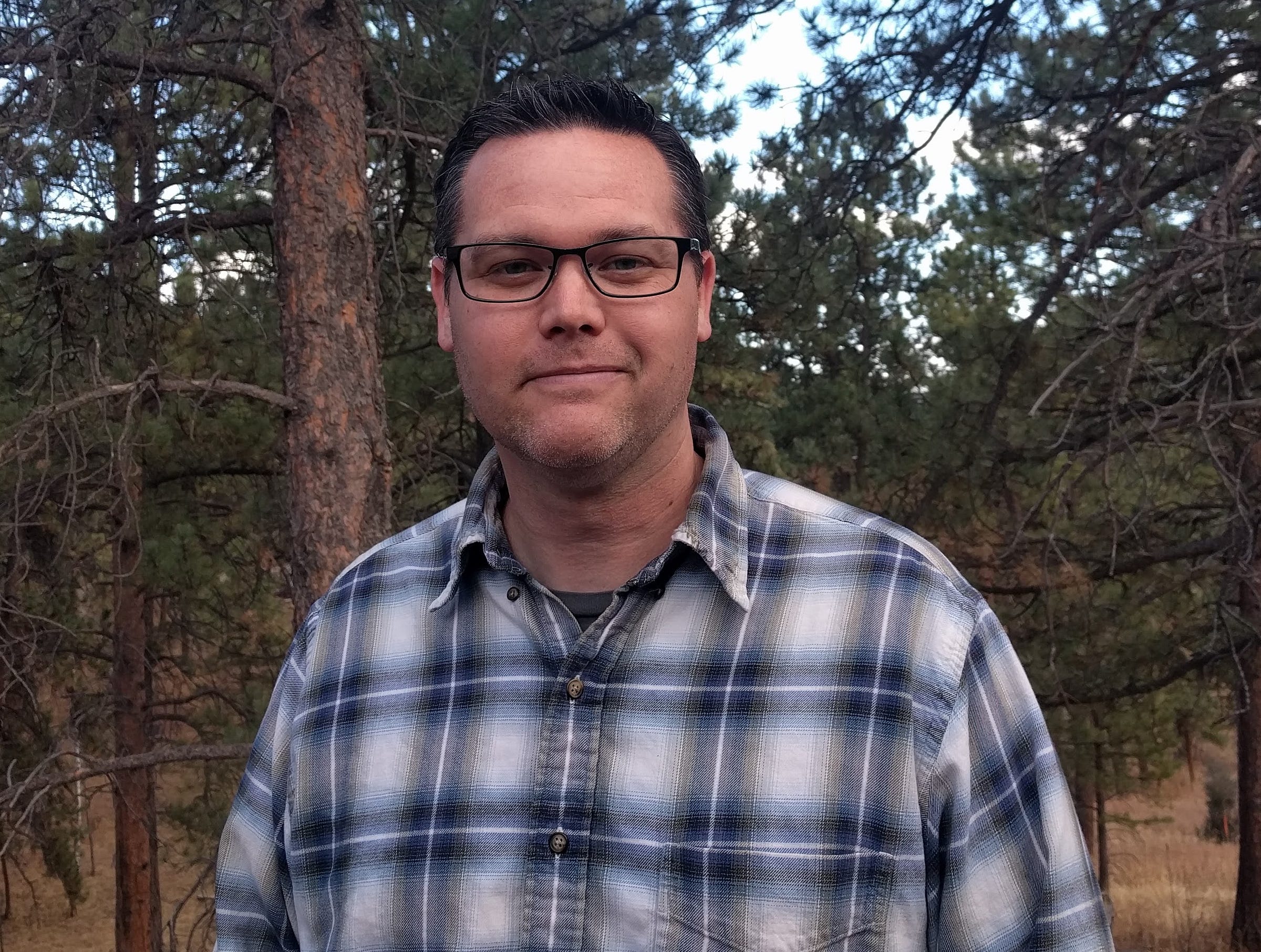 Ed Barnes – Medium