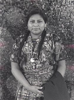 Rigoberta Menchú. Pequeña biografía | by Domi M | Medium