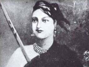 THE QUEEN OF BRAVERY AND COURAGE. A symbol of Indian resistance and ...