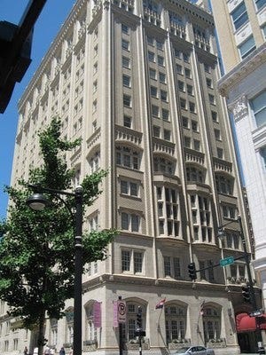 The Historic Kansas City Club Building Completed In 1922 Is Now Hotel ...