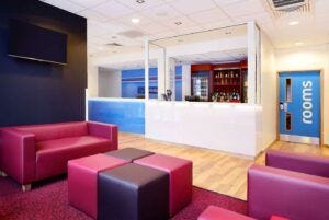 Travelodge Finsbury Park - Marius Claassen - Medium