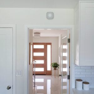 8 Easy & Budget Worthy Smart Home Automation Devices You’ll Love | by W ...