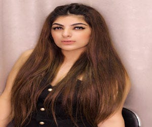 Best Hair Extensions for Actresses Delhi and Mumbai | by Diva Divine ...