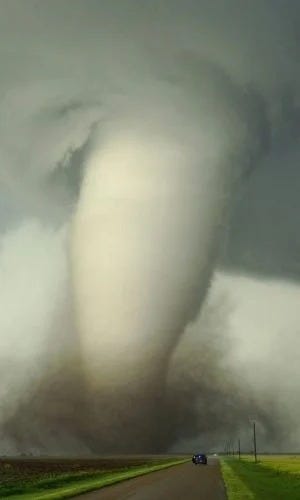 Tornado Holiday | Stormchasing.com - Stormchasing - Medium