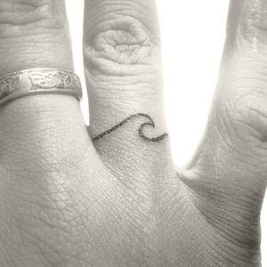 Tattoos On Fingers Tumblr