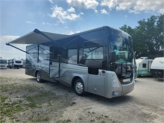 Truck Campers: Your Pathway to Unforgettable Vacations and Breathtaking ...