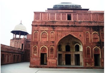 Exploring the Akbari Mahals, Red Fort, Agra | by Indranil Mutsuddi | Medium