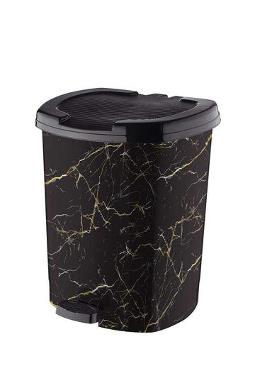 The Adaptability and Advantages of Plastic Containers for Capacity ...
