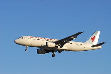 Air Canada Flight 624. Flight 624 was an Air Canada domestic… | by ...