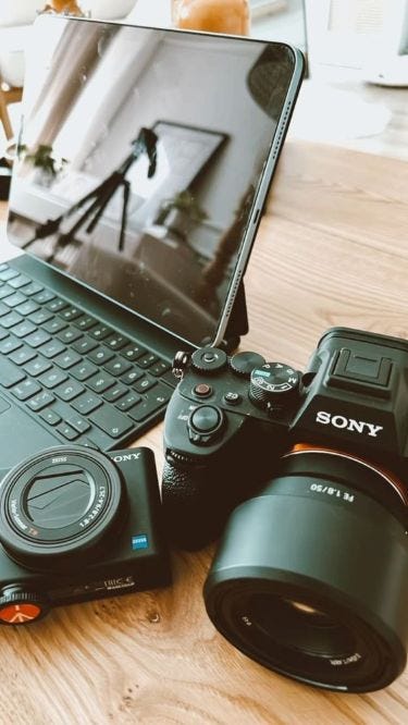 **Exploring the Latest Trends and Innovations in Photography** | by ...