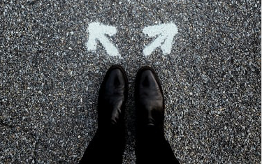 10 Ways To Help You Make Big Decisions | by Nic Huygens | Medium