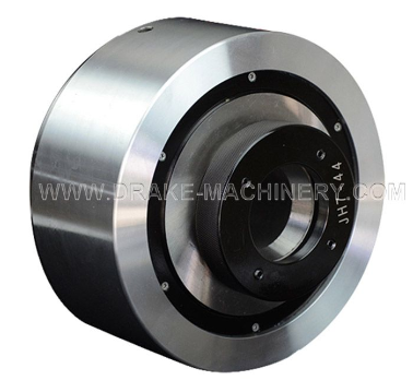 How To Fix A Stuck CNC Machine Chuck | by Joanna Zhou | Medium